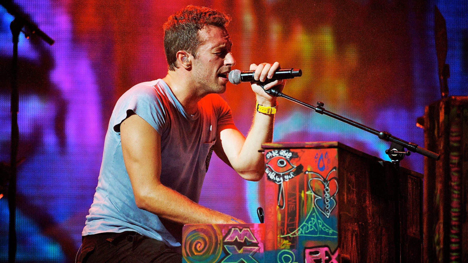 20 Sad Songs to Help You When You're Feeling Blue