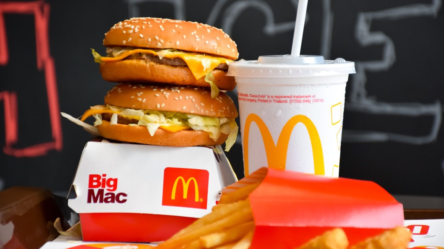 25 Top-Ranked Fast Food Chains Across the Globe