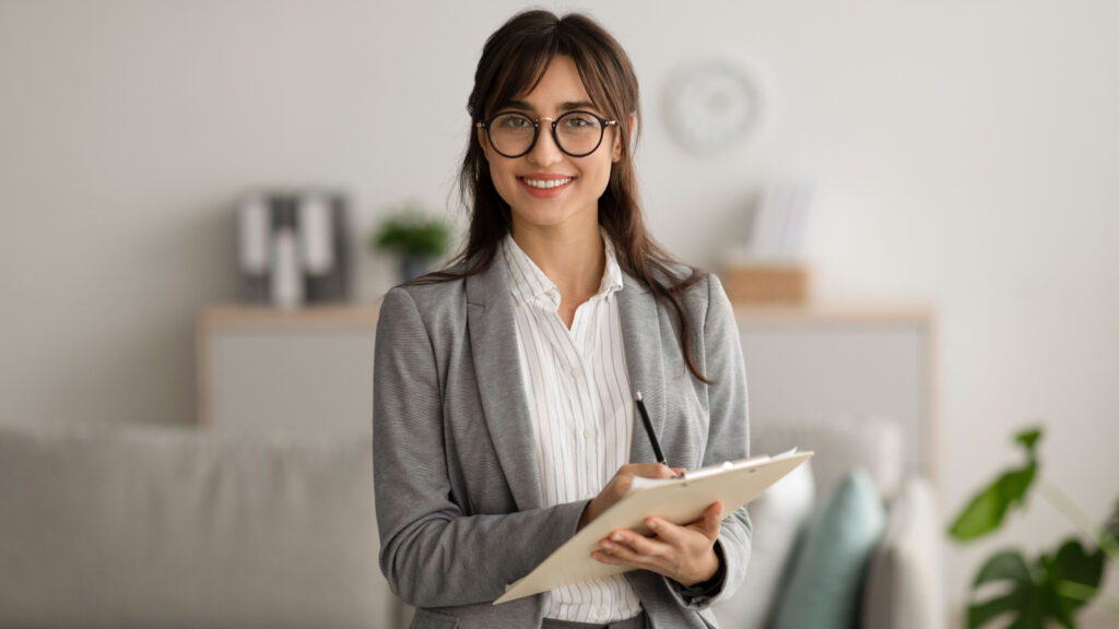 21 Best Jobs For Women Over 50 Looking to Change Careers