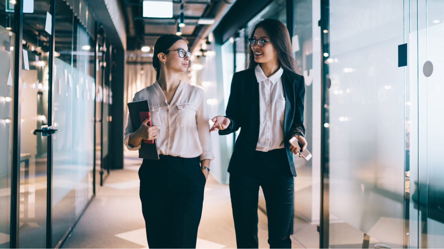 25 Workplace Conducts That Signal Lack of Professionalism