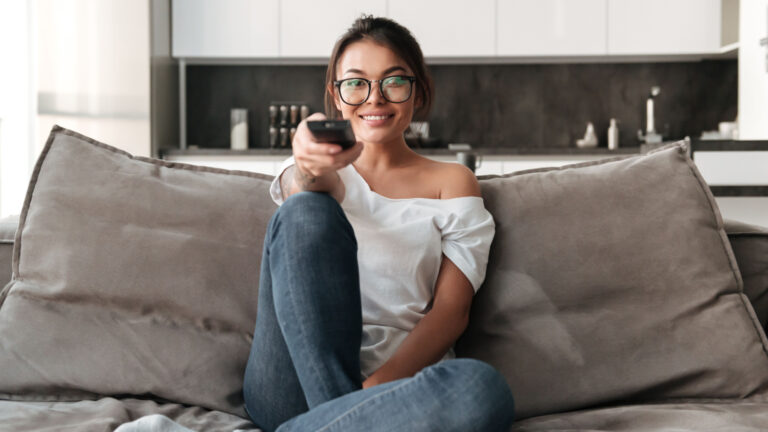 25 Things to Always Avoid Doing in Somebody Else’s Home